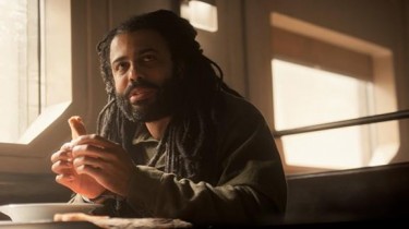 Watch Snowpiercer in Streaming Online | TV Shows | STARZ ON